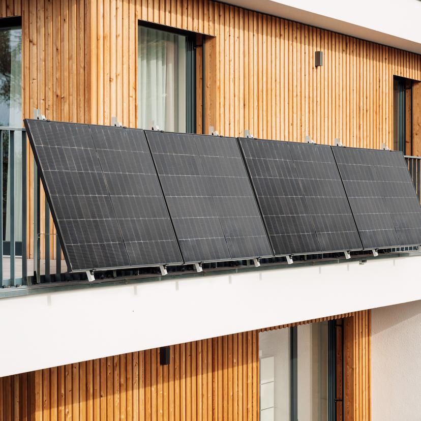 Balkon-Solaranlage kaufen Grüner Strom direkt vom Balkon