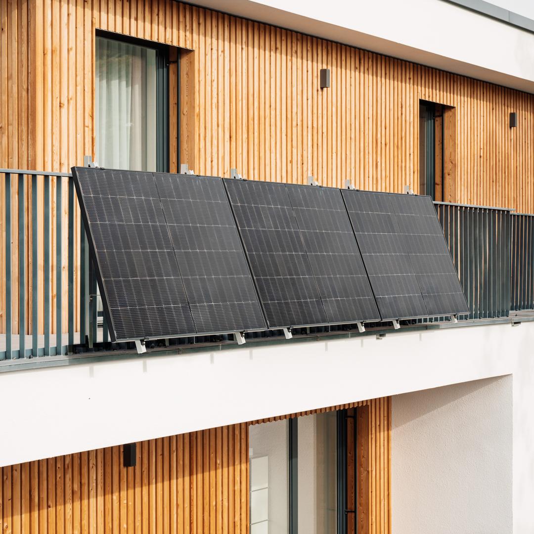 Balkon-Solaranlage kaufen Grüner Strom direkt vom Balkon